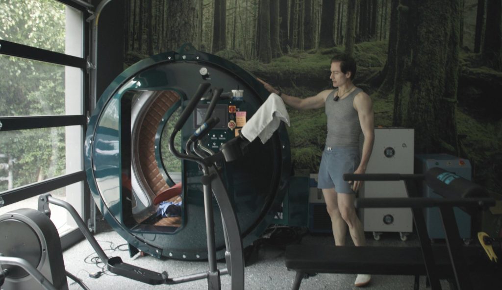 Bryan Johnson's HBOT experiment with the ZEUGMA hyperbaric chamber ...